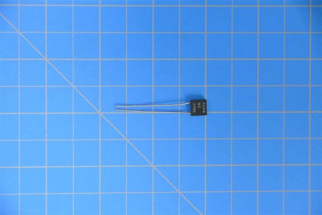 CK46M392K - CAPACITOR, NEW SURPLUS, SOLD PER EACH - AVBOX US