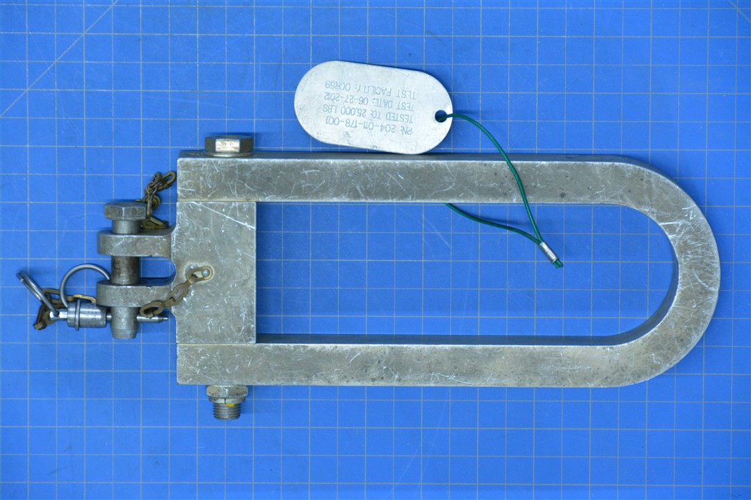 204-011-178-001 - CLEVIS ASSY, SERVICEABLE, SOLD PER EACH - AVBOX US